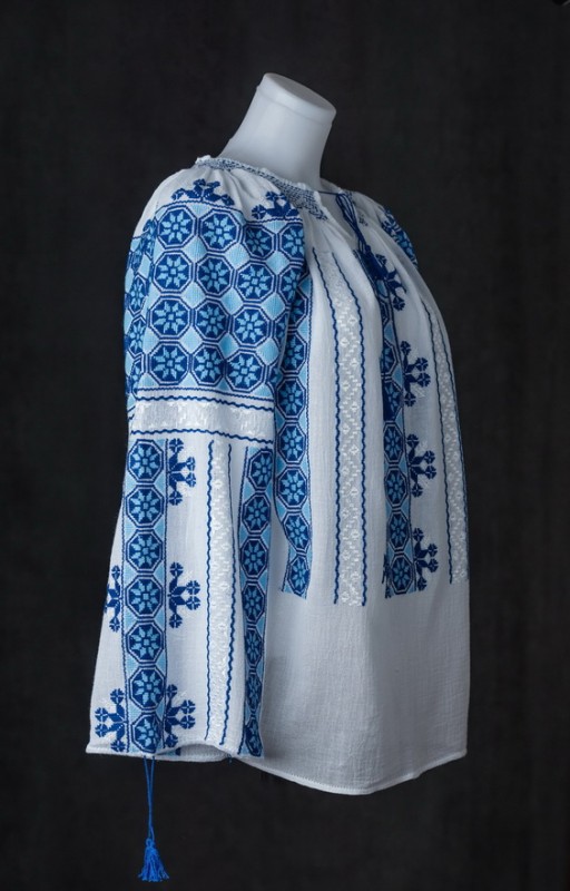 Romanian Traditional clothing - ie Blouse